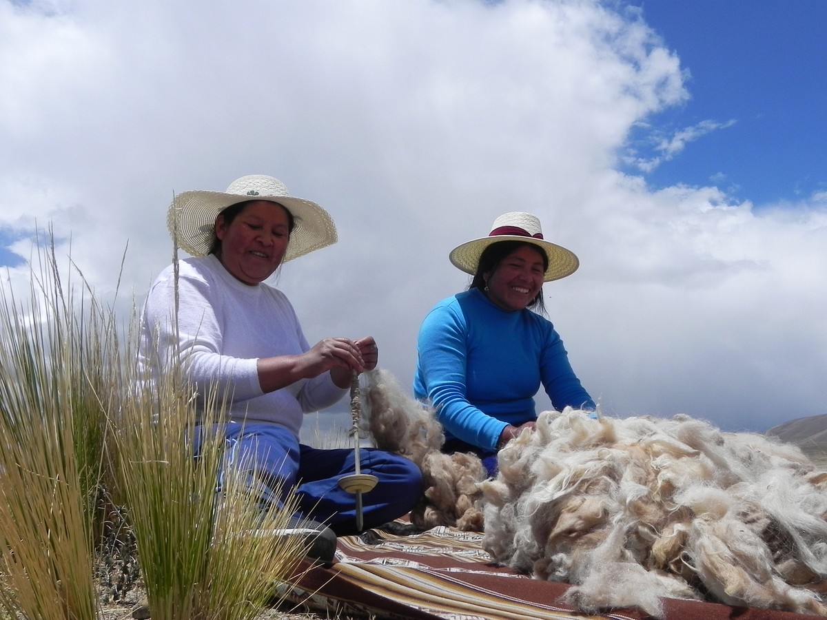 Peruvian Knitting & Crochet - abacaxi